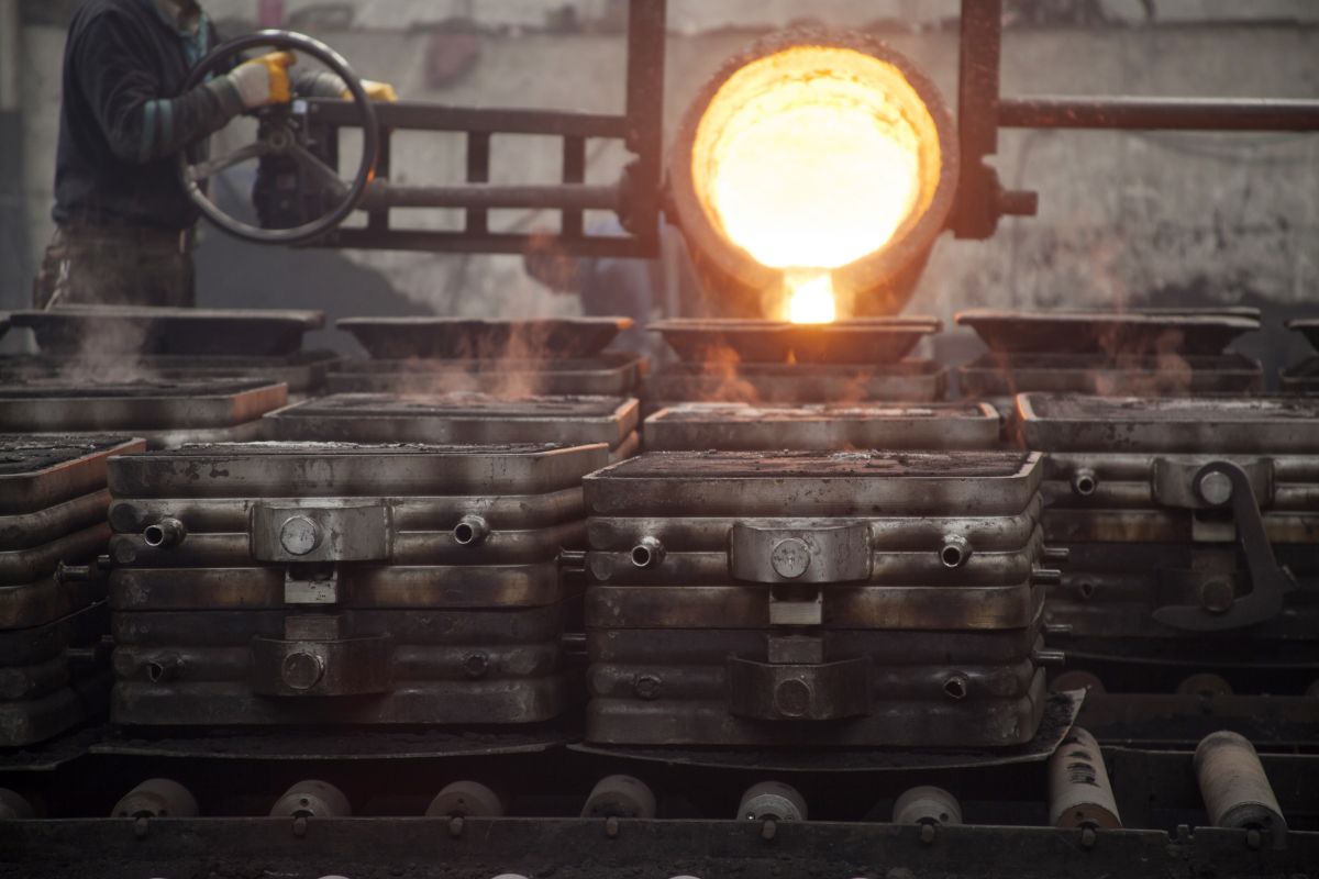 Balancing Maintenance and Production in Steel Industries